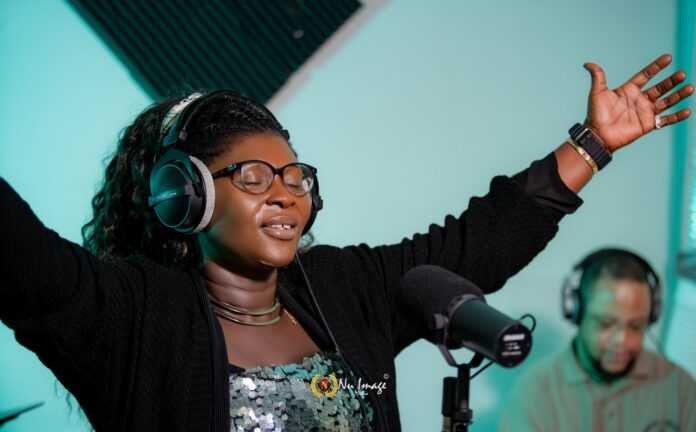 Esther Smith announces live concert, drops Onyame Banbo for fans | The ... Esther Smith announces live concert, drops Onyame Banbo for fans | The ...
